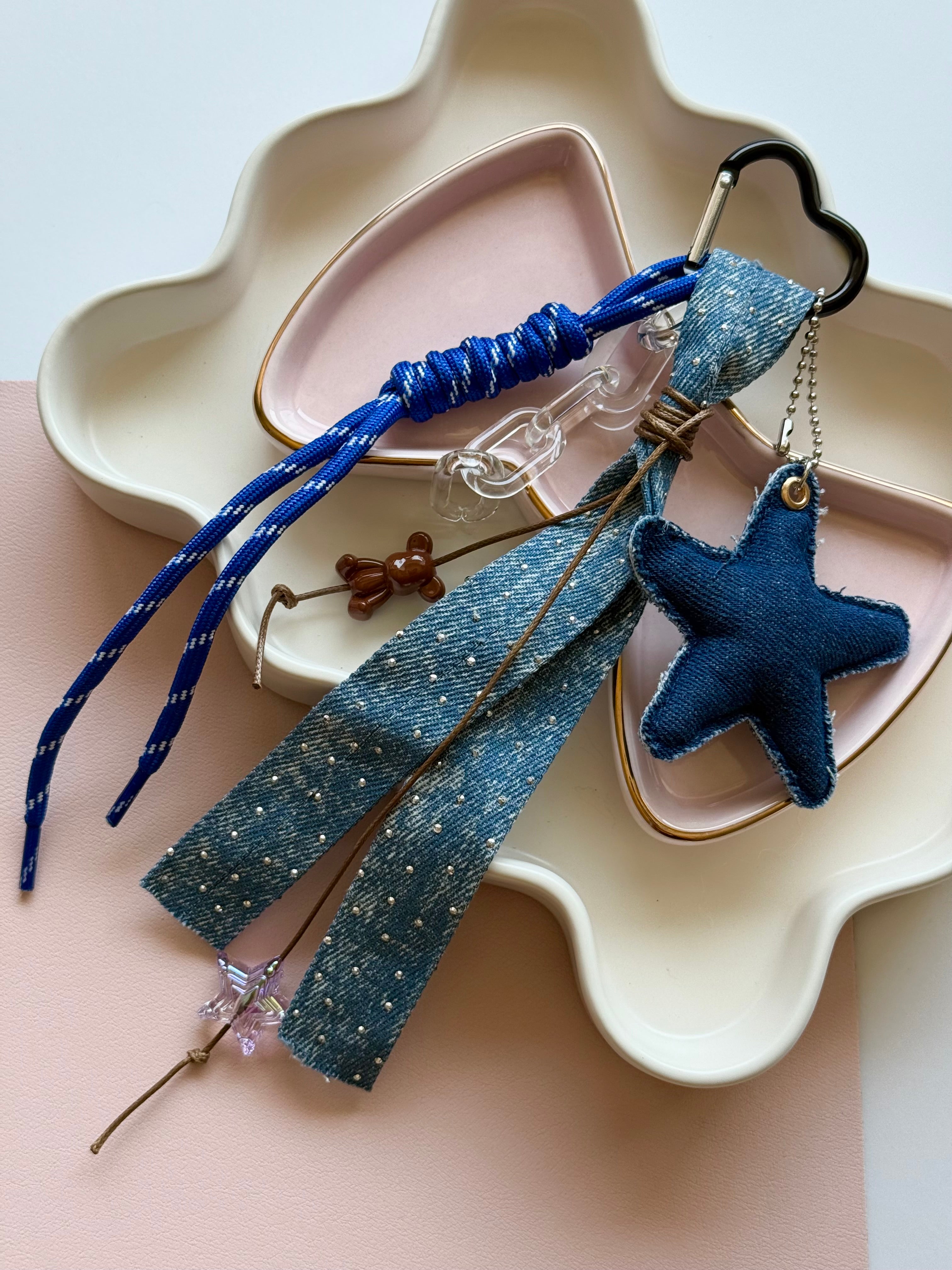 Cosmo Denim Keychain – Pretty Things Girls Need